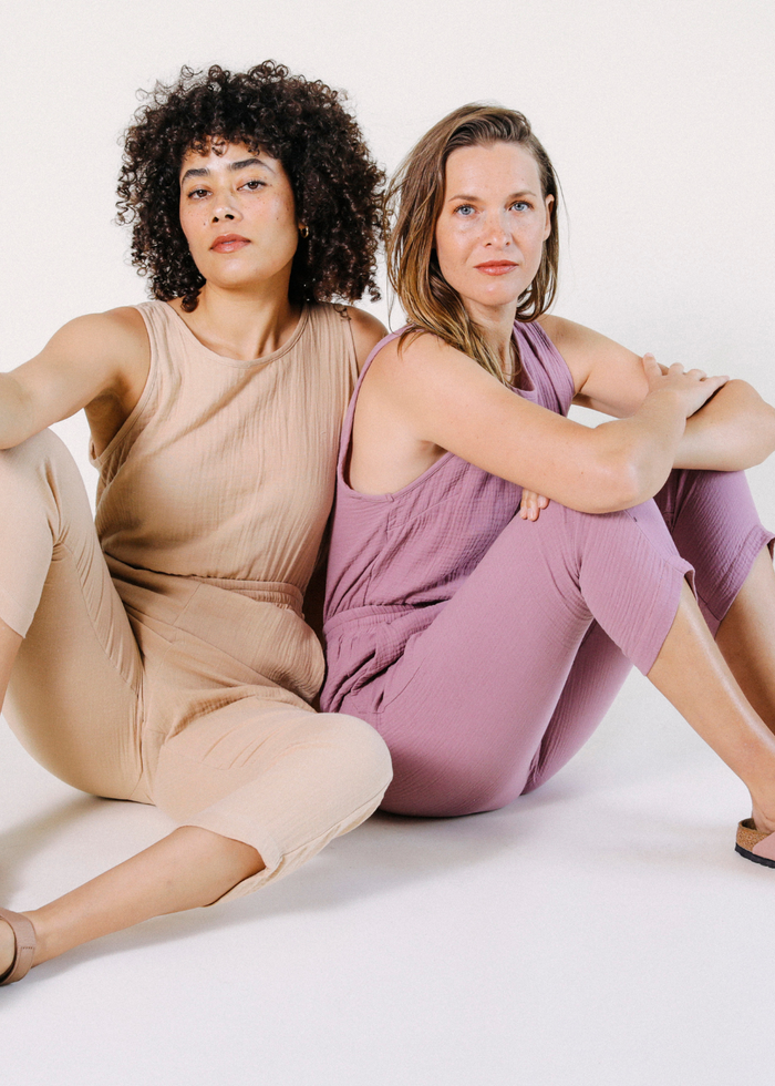 Poplinen | Celebrating women of all shapes and sizes.